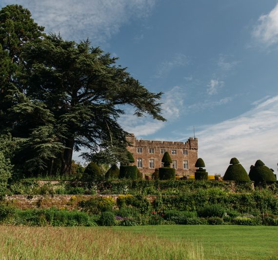 Wedding Venues in Cumbria | Lakeside, Barns & Country Estates